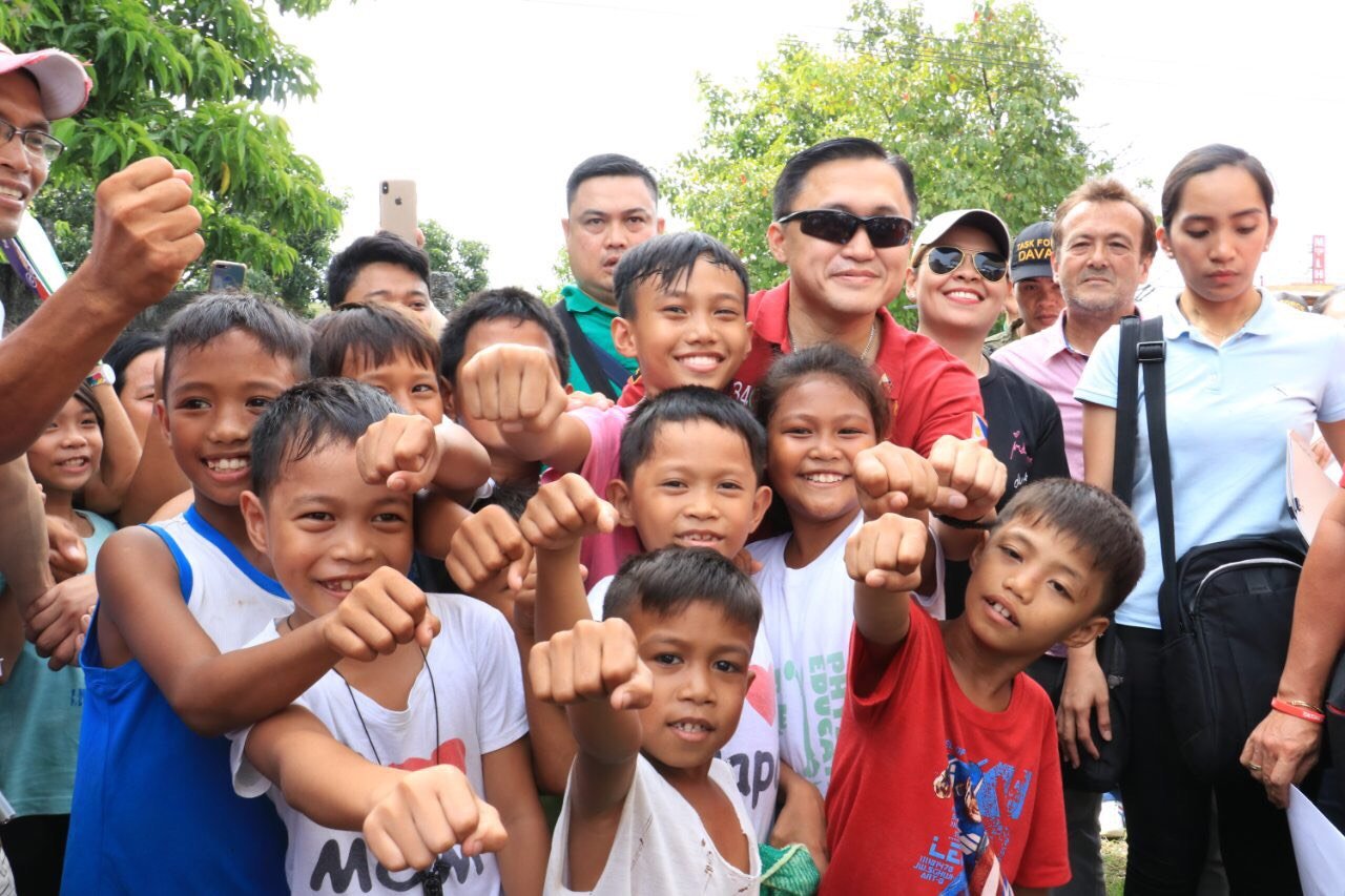 Bong Go celebrates birthday with Davao communities