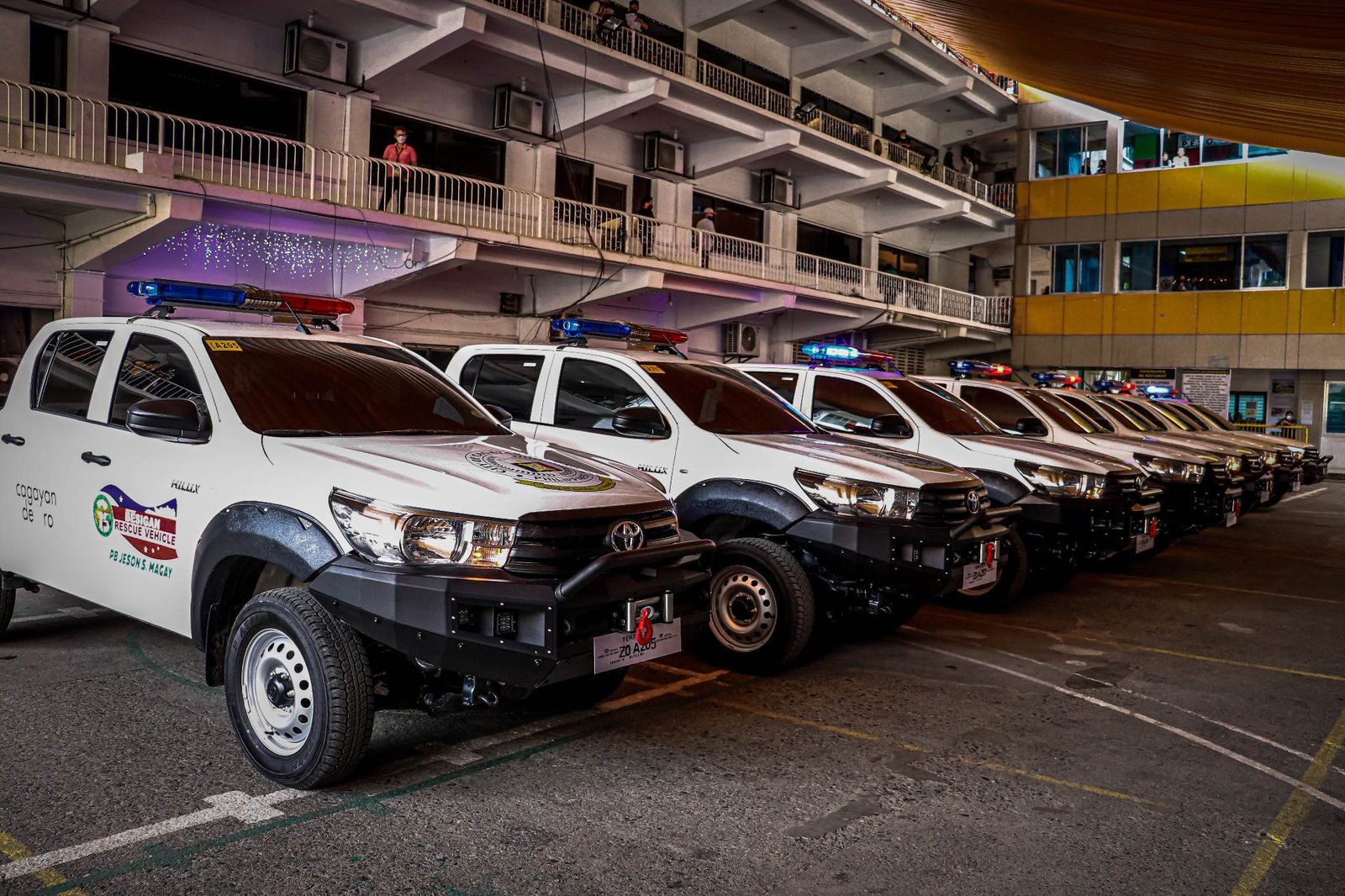 7 ka barangay sa CDO dunay bag-ong rescue vehicles