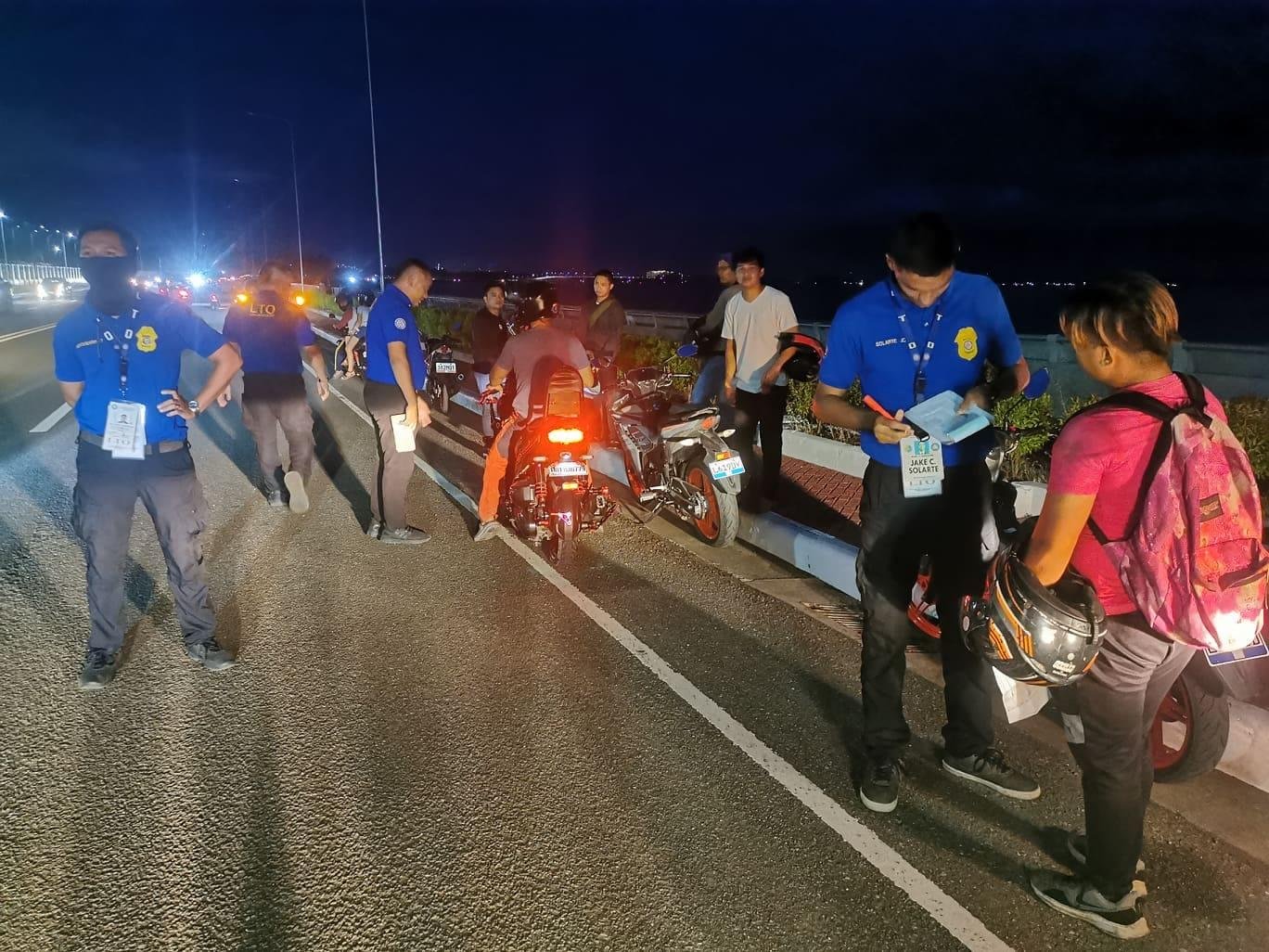LTO apprehends dozens of motorist along Davao Coastal Road